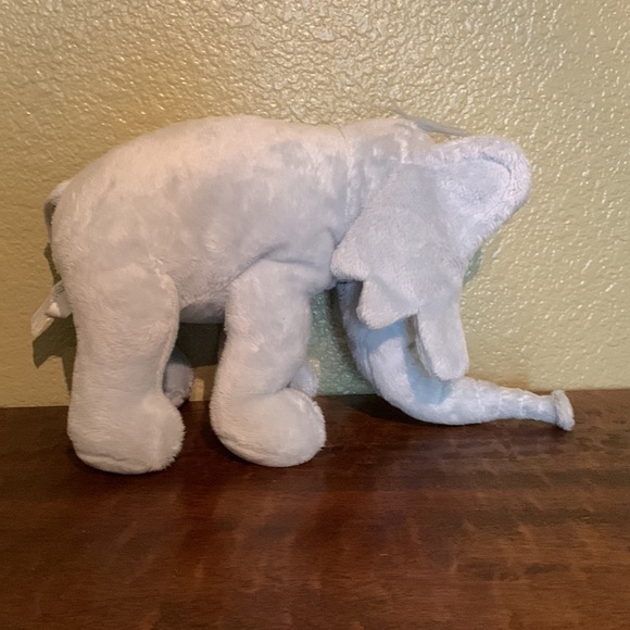 Kohl's | Toys | Kohls Cares For Kids Dr Seuss Horton Hears A Who Abc ...